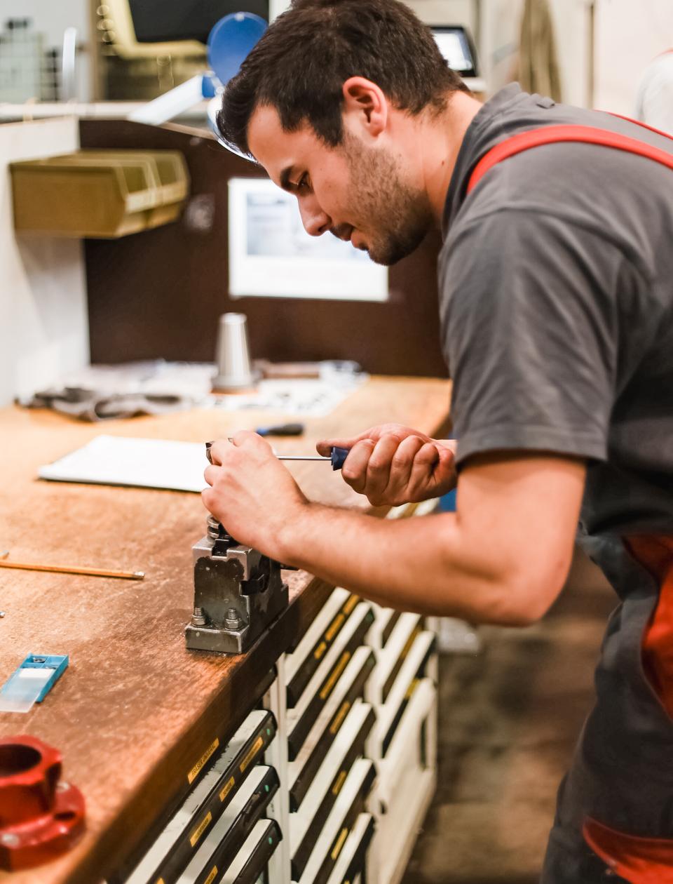 PAYR Engineering GmbH . PAYR Production GmbH